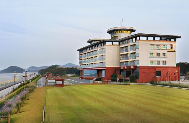 Seaspovill Resort, Samcheok-si (Prices & Reviews 2024) | Trip.com