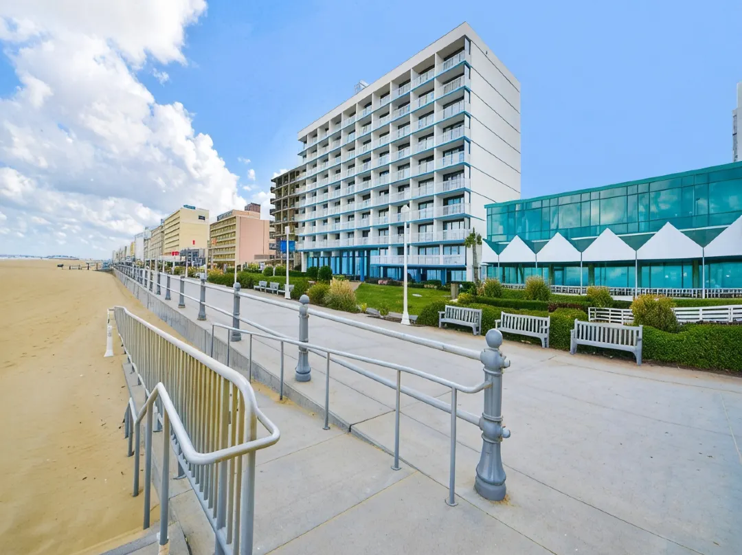 Coastal Hotel & Suites Virginia Beach - Oceanfront - Virginia Beach, VA