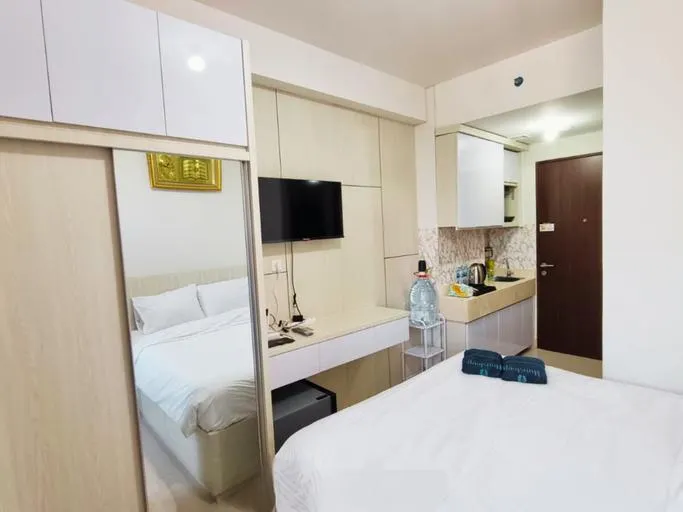Apartemen Trans Park Cibubur By Housleep - Bekasi