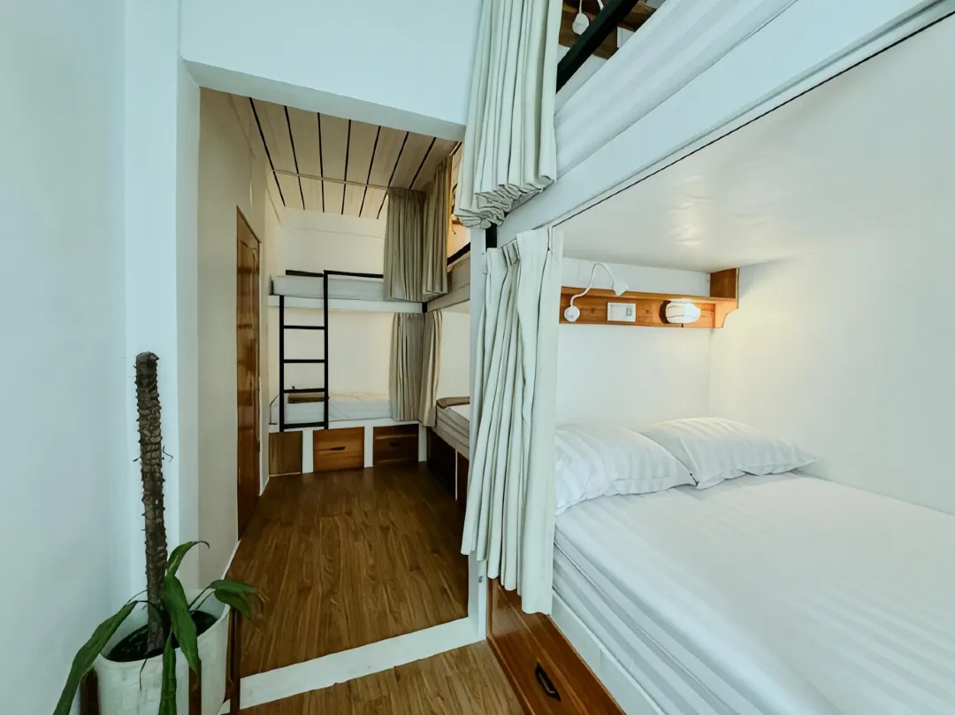 De Nata Hostel - Labuan Bajo