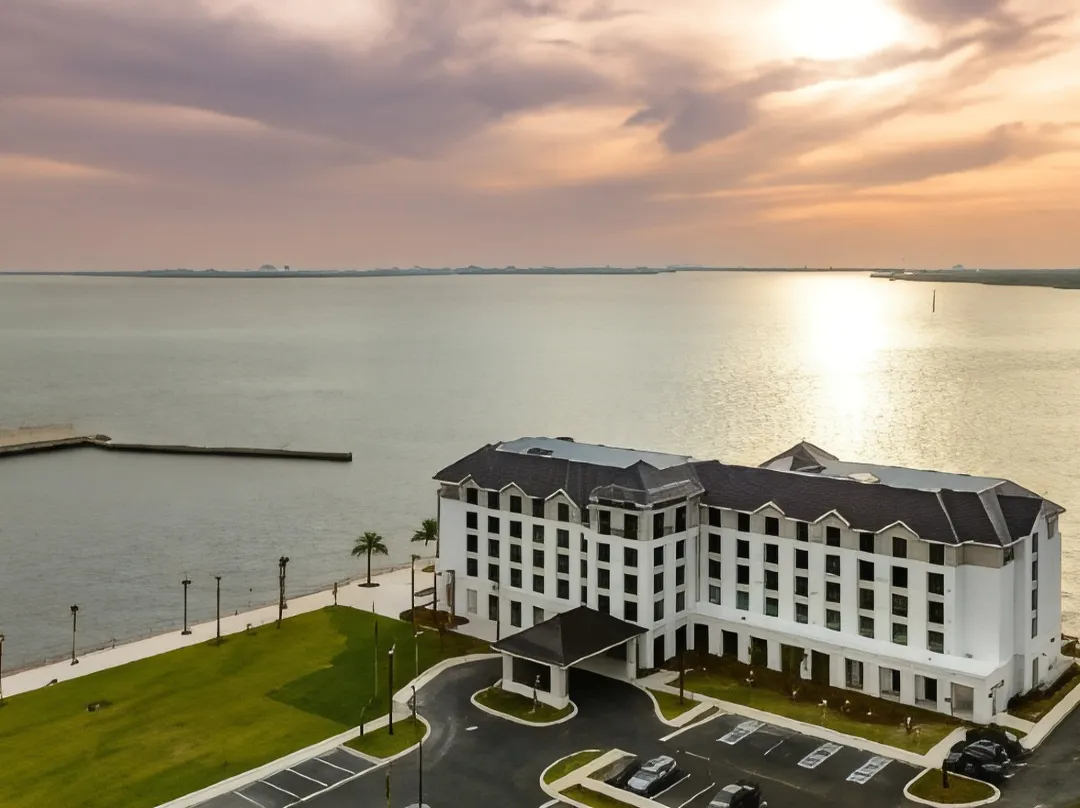 Hotel Indigo Panama City Marina - Panama City, FL