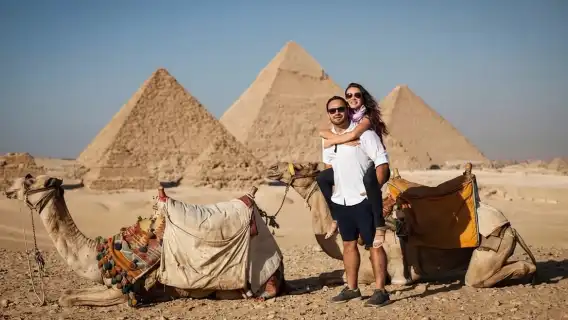 Desde Sharm: tour de día completo a El Cairo en avión | Trip.com