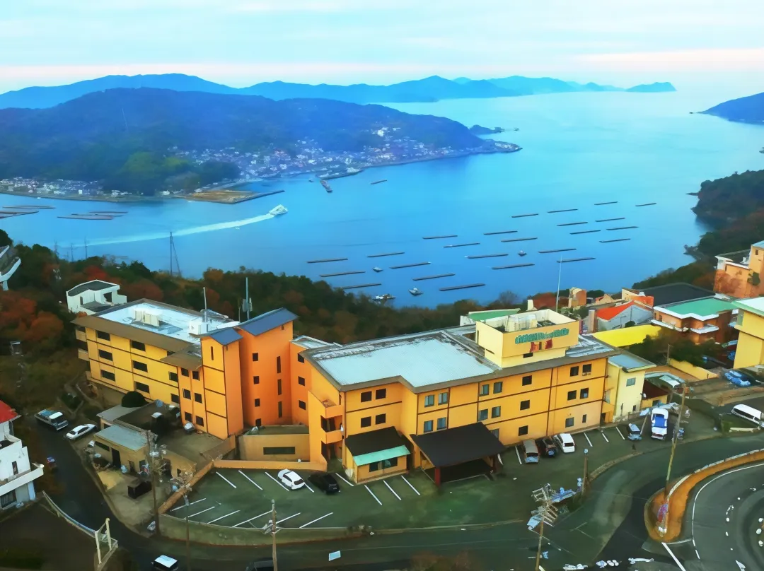 Toba View Hotel Hanashinju - Toba