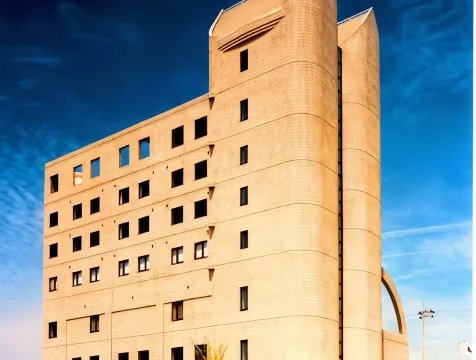 Sakaide Plaza Hotel - Sakaide