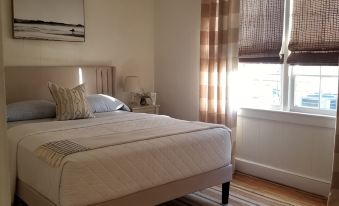 Prickly Pear Cottage, Upper Unit - 3 bedroom charmer on south ...