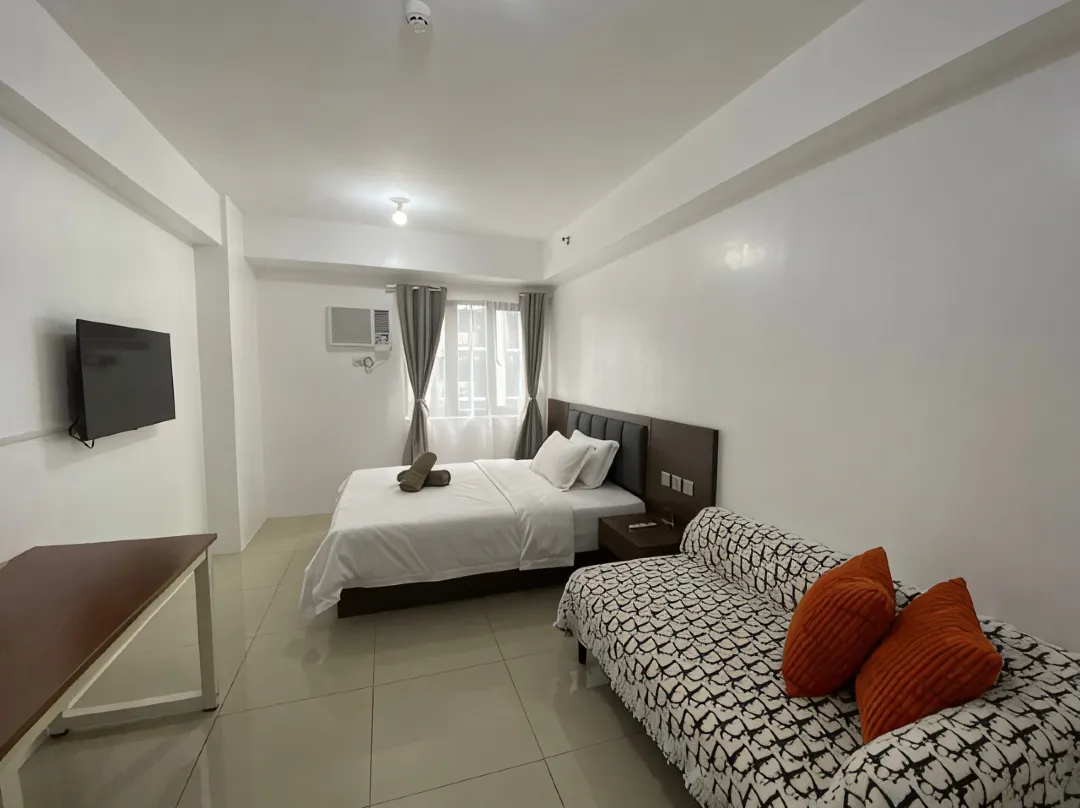 Shore 1 Spacious Smart Home 1003 - Pasay