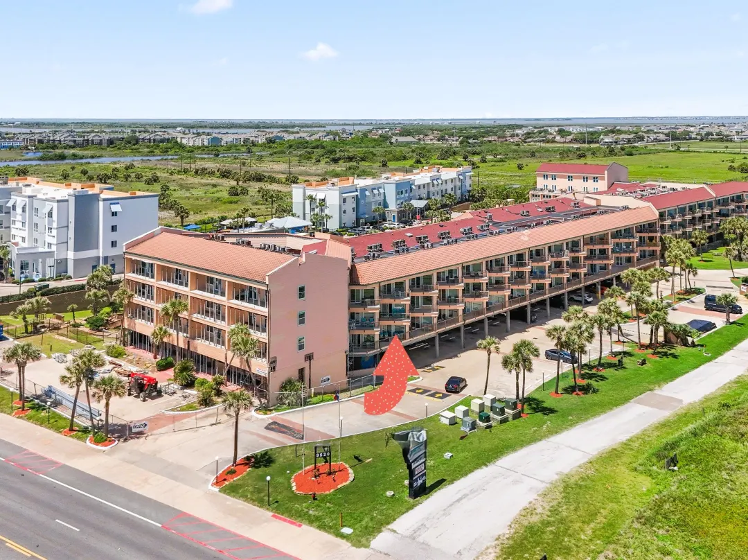 Ocean View Balcony And Resort Amenities - Captivating Coastal Escape - Galveston, TX