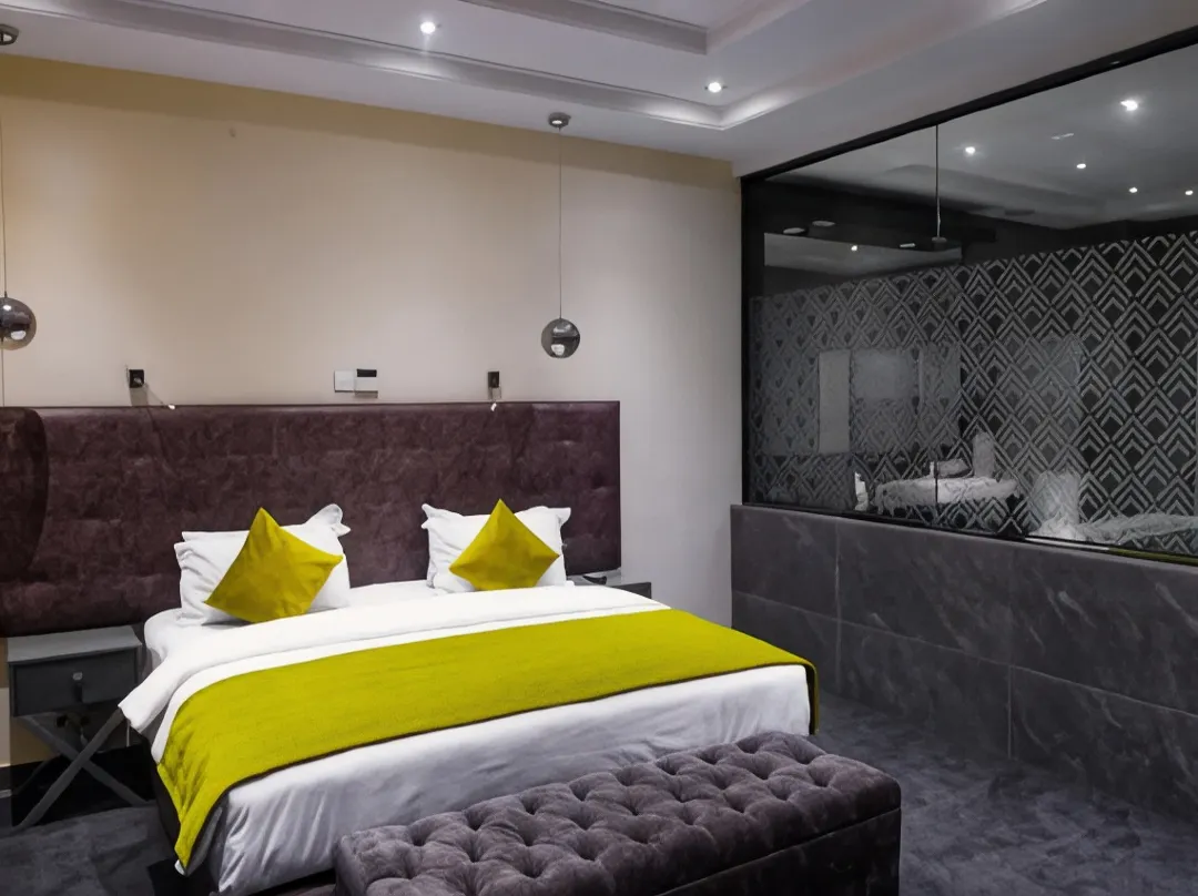 The Francis Hotel - Abuja