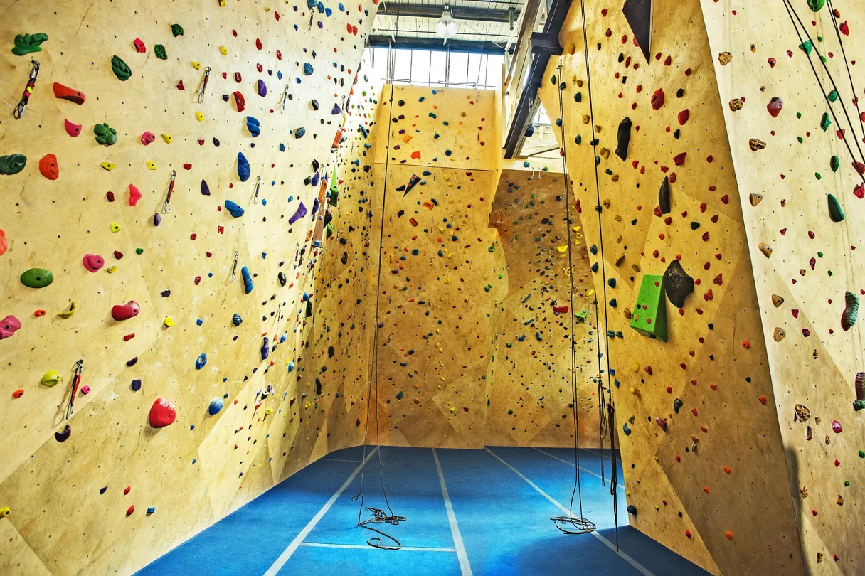 Rock Dance Space Climbing (Mercedes-Benz Flagship Store) Tickets [2025 ...