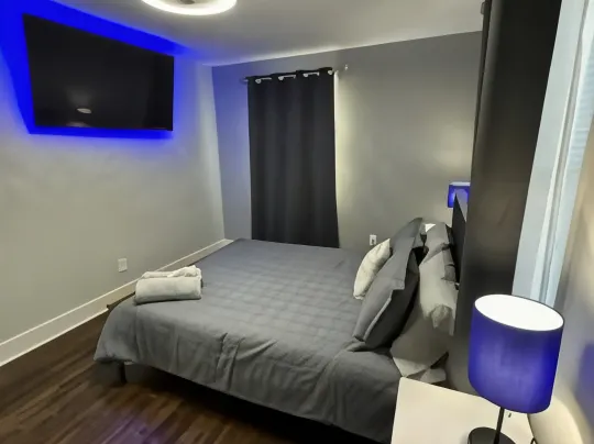 Perfect For Families And Groups - Charming Spacious Haven - Decatur, GA