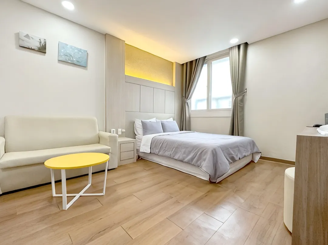 Venice Motel Yeosu - Yeosu-si