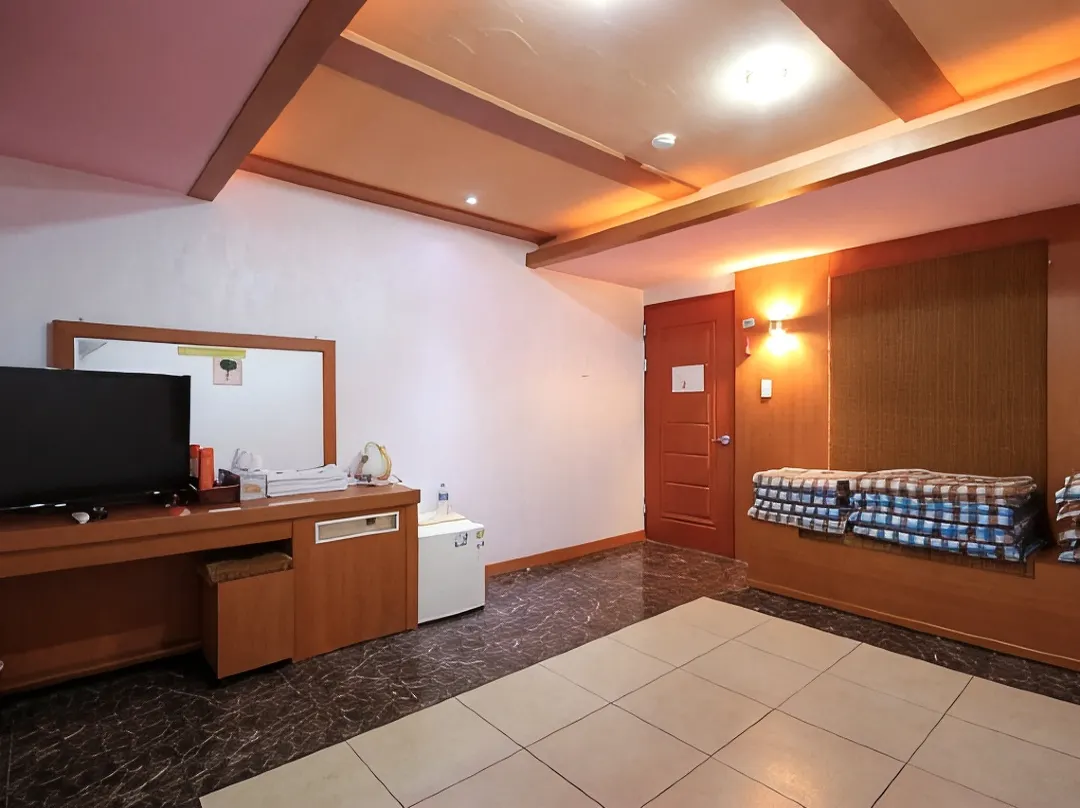 Geojedo Hakdong Boomerang - Geoje