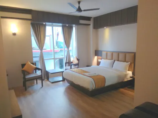 Golden Peaks Hotel & Restaurant - Sikkim