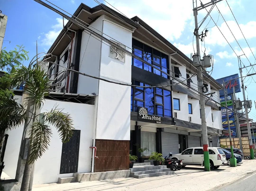 Terra Hotel Kawit - Imus