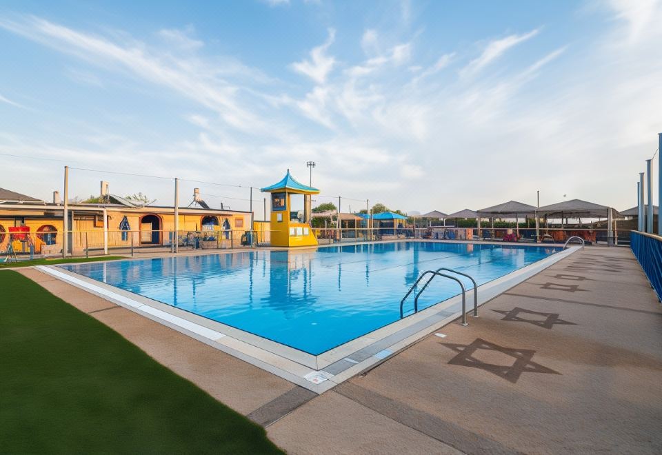 The Dream Compound- by Biankini, Kalia (Prices & Reviews 2024) | Trip.com