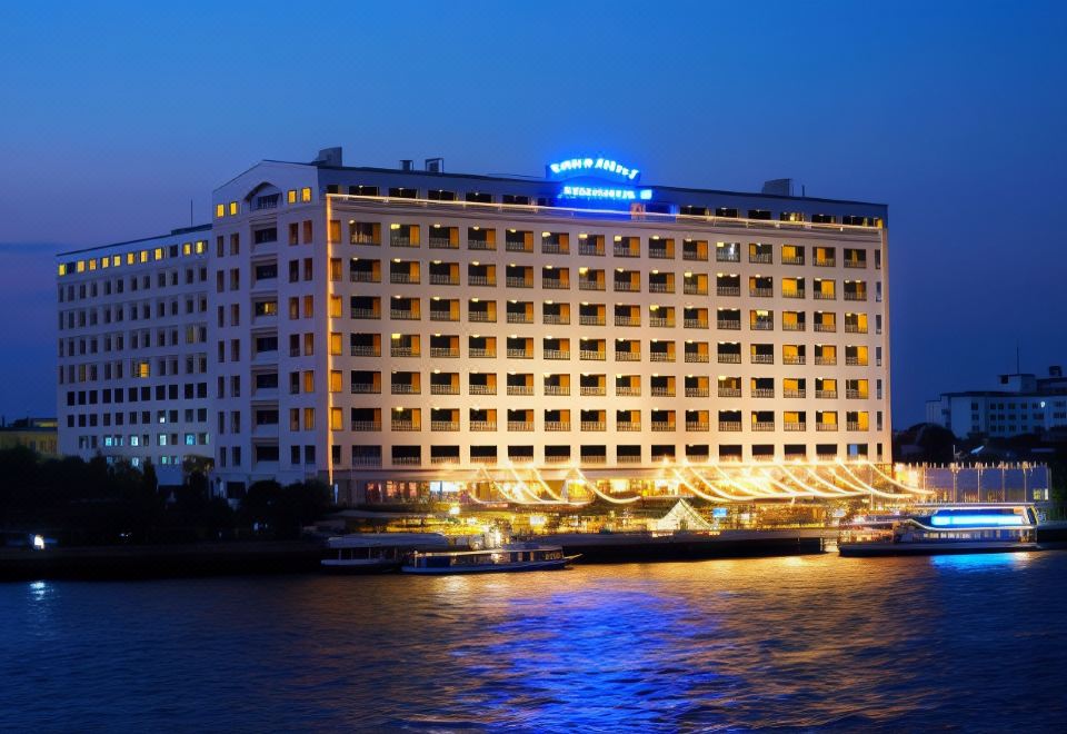 โรงแรมรอยัล ริเวอร์, กรุงเทพฯ - ได้รับส่วนลดสูงสุด | Trip.com