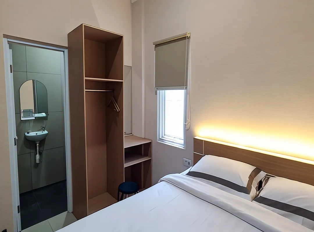 J&l Inn Semarang - スマラン