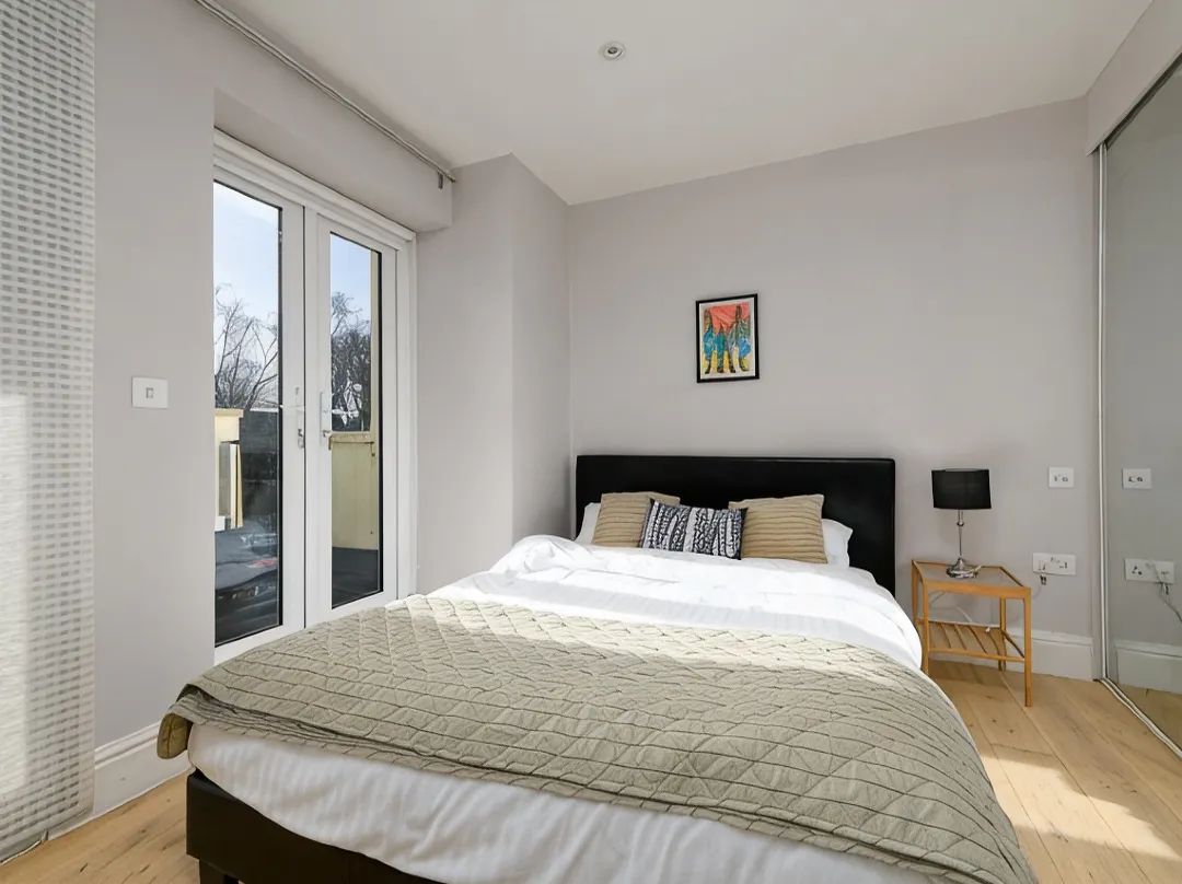 Spacious 3 Bedrooms In Cardiff Bay W/ Parking - Cardiff