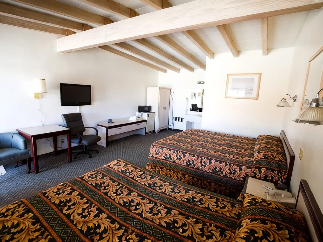 Trails Motel - Lone Pine, CA