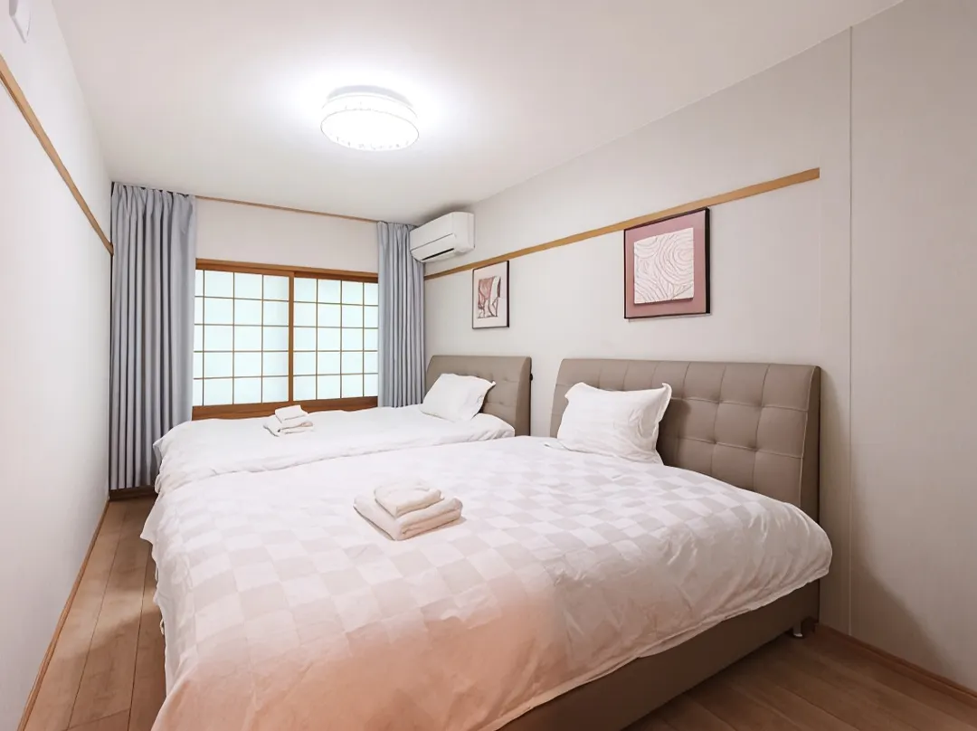 Dotonbori B&b Zianju; 5 Min Walk To Dotonbori/kuromon Market/glico/airport Direct Access/5 Bedrooms - 難波