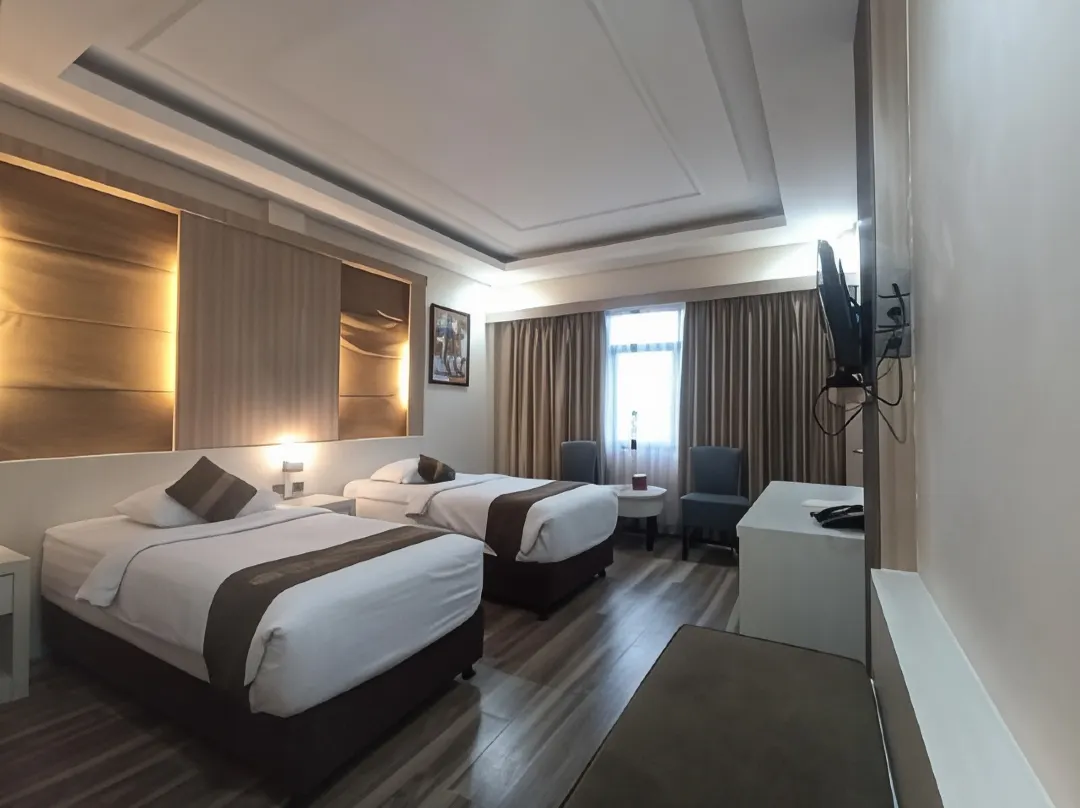 Arnes Central Hotel - Bandar Lampung