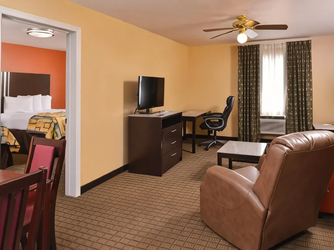 Douglas Inn & Suites - Tennessee