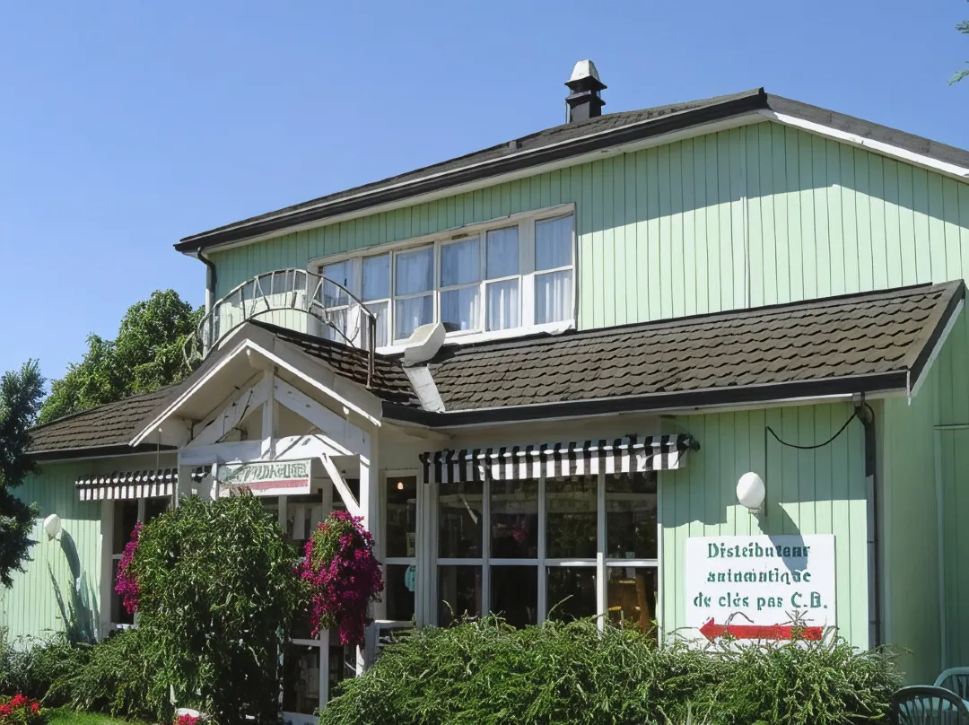 Fasthôtel Colmar-houssen