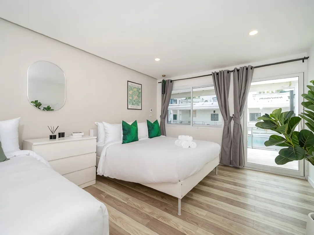 Beach House | Sleeps 10 | Patong Beach +Bar - Pa Tong