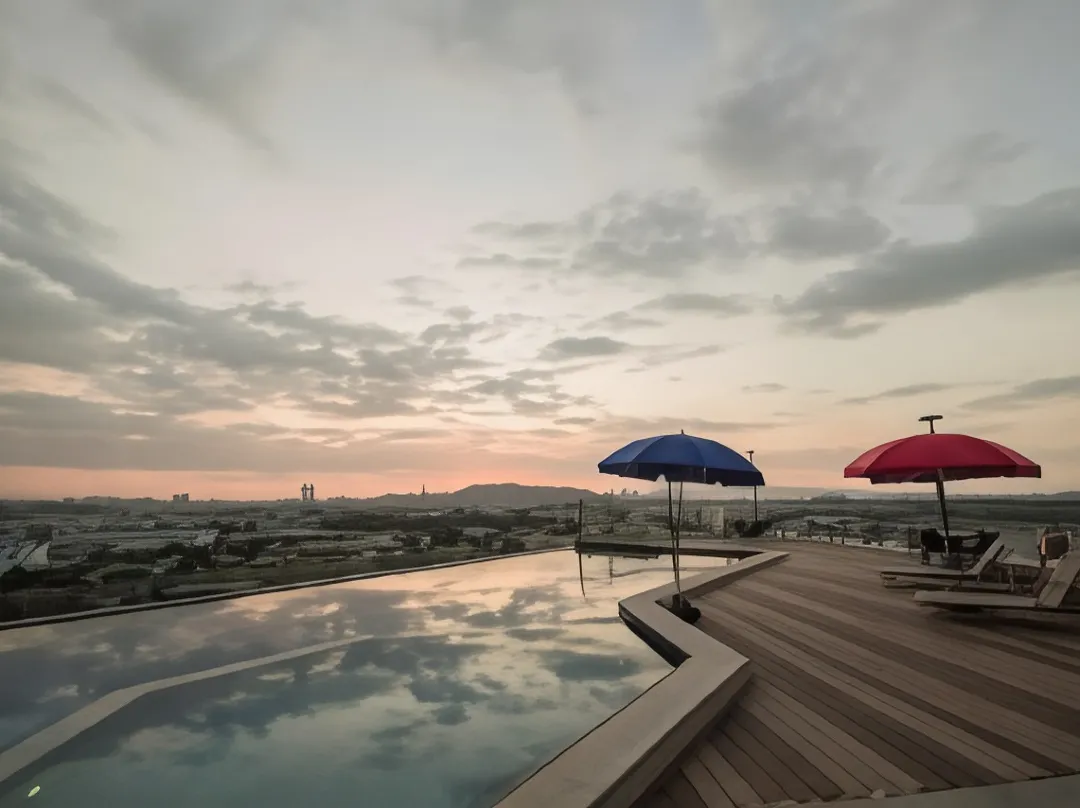 Grand Inhotel Kota Kinabalu - Kota Kinabalu