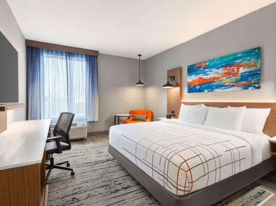 La Quinta Inn & Suites By Wyndham Mount Laurel / Moorestown - Bucks County, PA