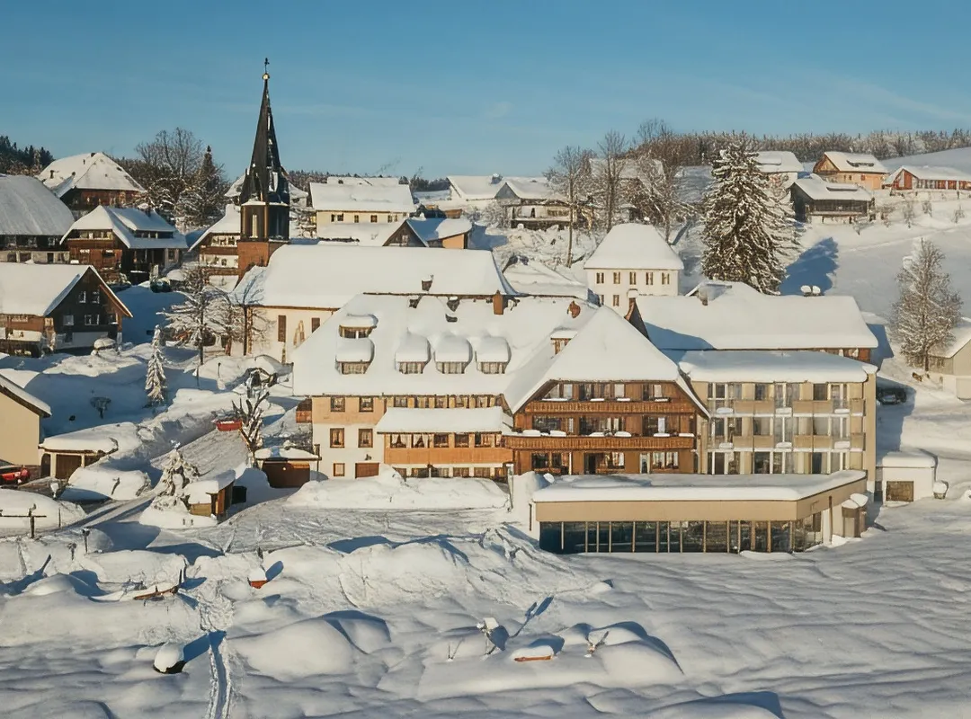 Hotel Sonne Post Mit Schwimmbad - Titisee-Neustadt