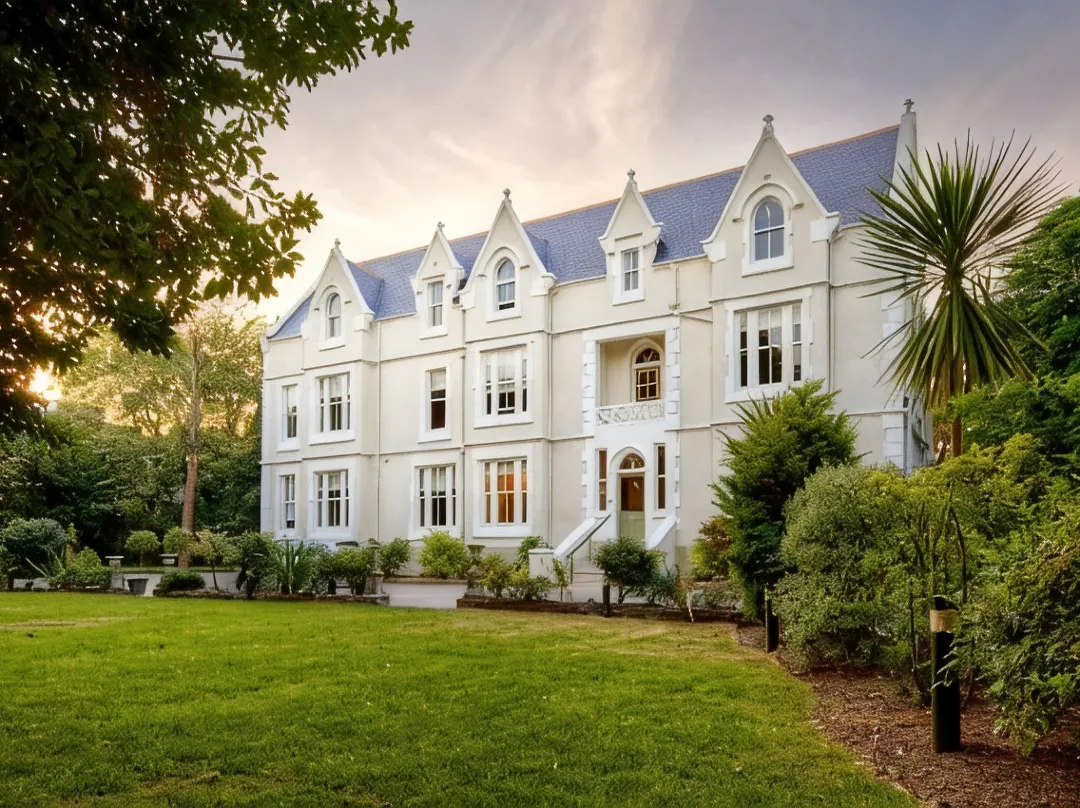The Green House - Boscombe