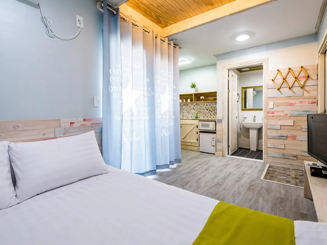 Jeju White Star Pension - Jeju-si