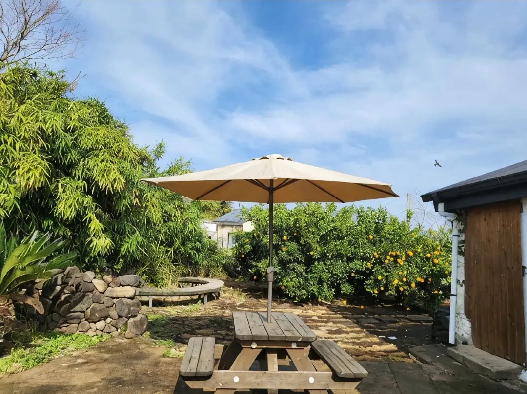 Jeju Ya Aewol Dokchae Stay - Jeju-si