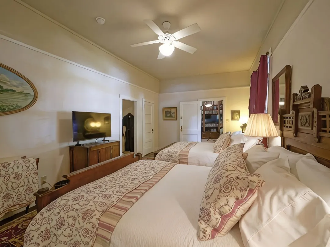 Weaverville Hotel - Weaverville, CA