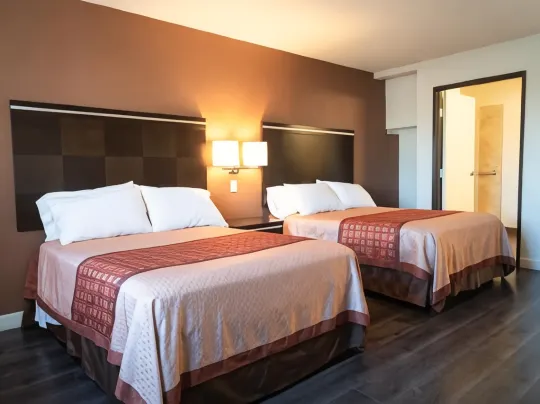 Maywood Inn - South Gate, CA