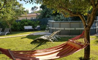 Dependence Villa 4 People Private Garden and Jacuzzi (Gareoult) - 2026 ...