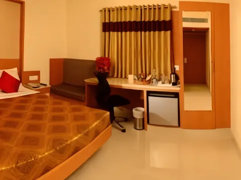 Hotel Le Grand - Coimbatore