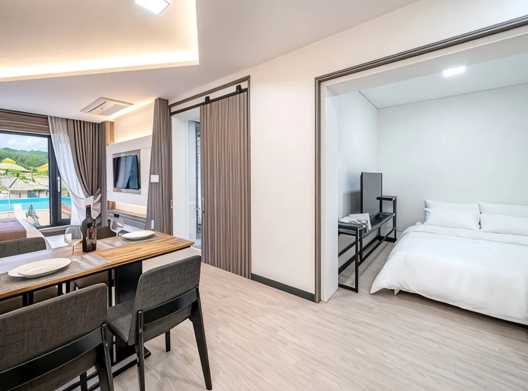 Gapyeong Casares - 금왕읍