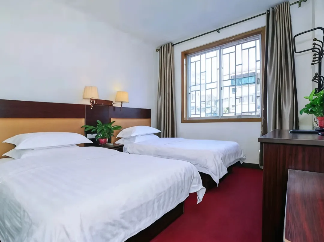 Xinyi Film Hotel - Guilin