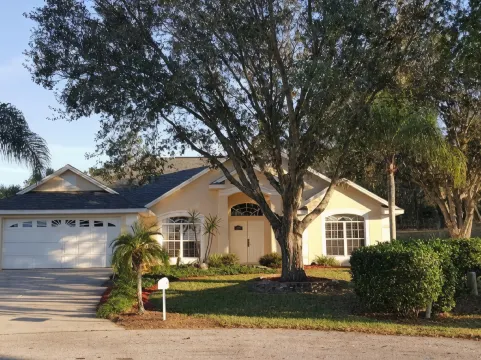 4 Bedroom Platinum Home With Games Room And Spa - Haines City, FL