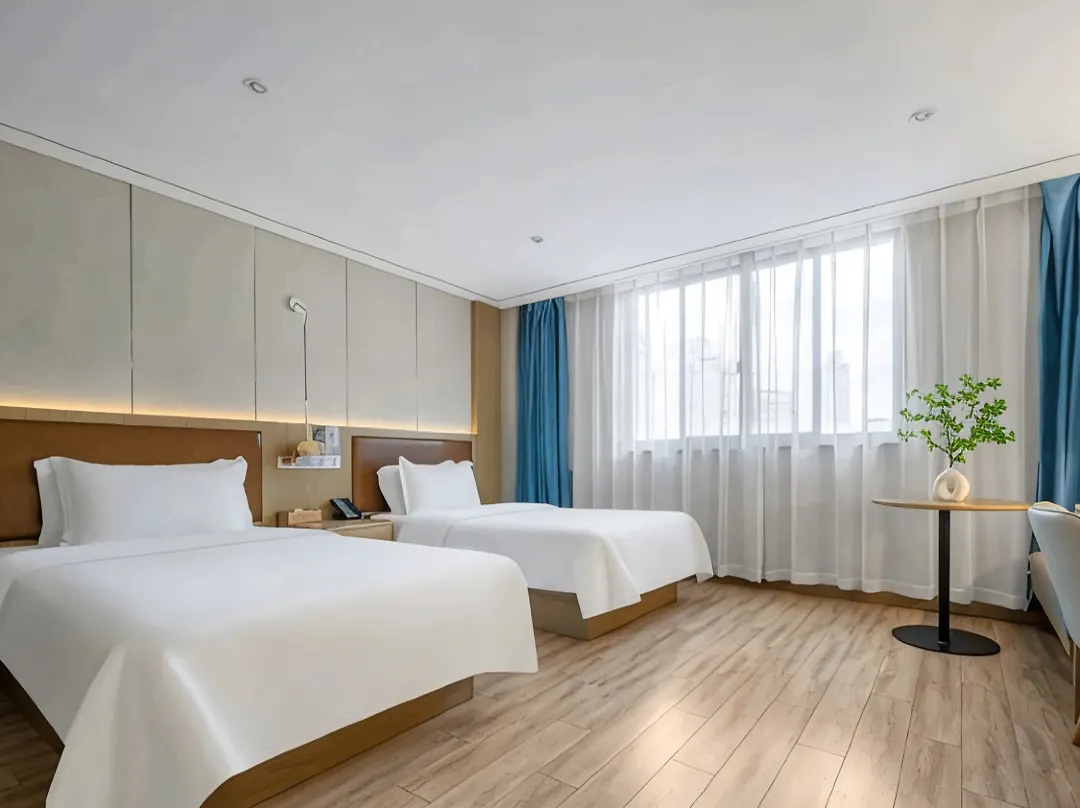V8 Theme Hotel Xiuying - Haikou