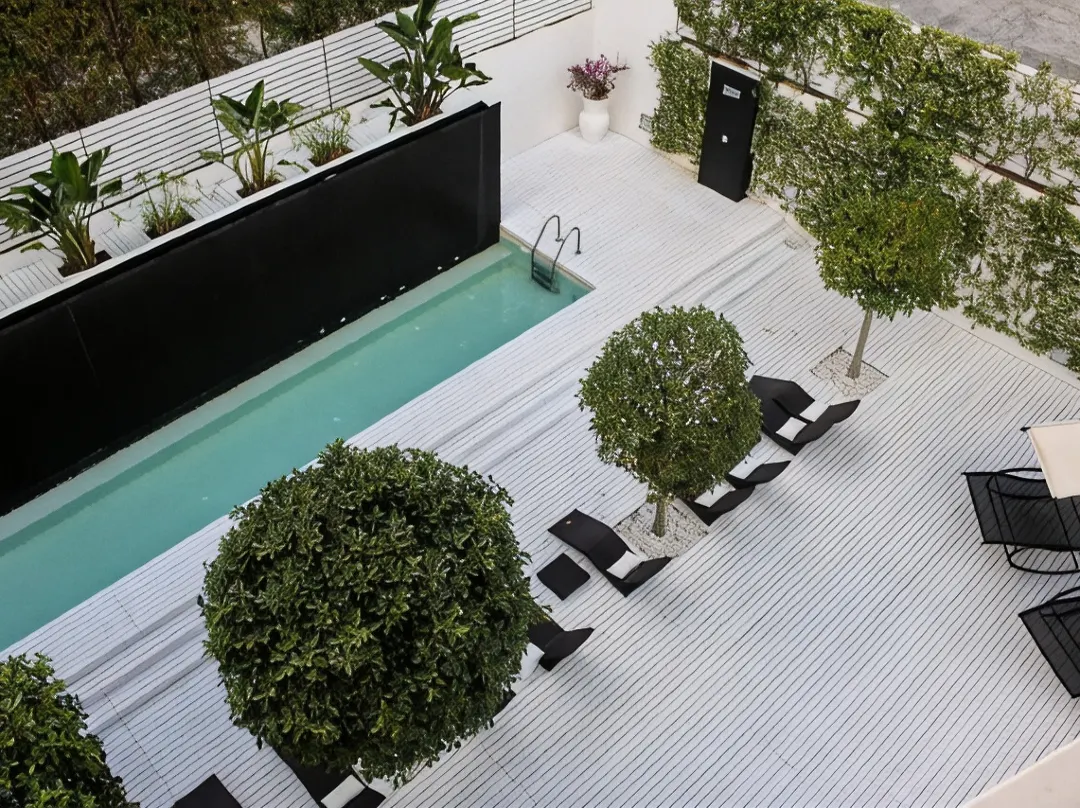 White Hotel - 維耶斯泰