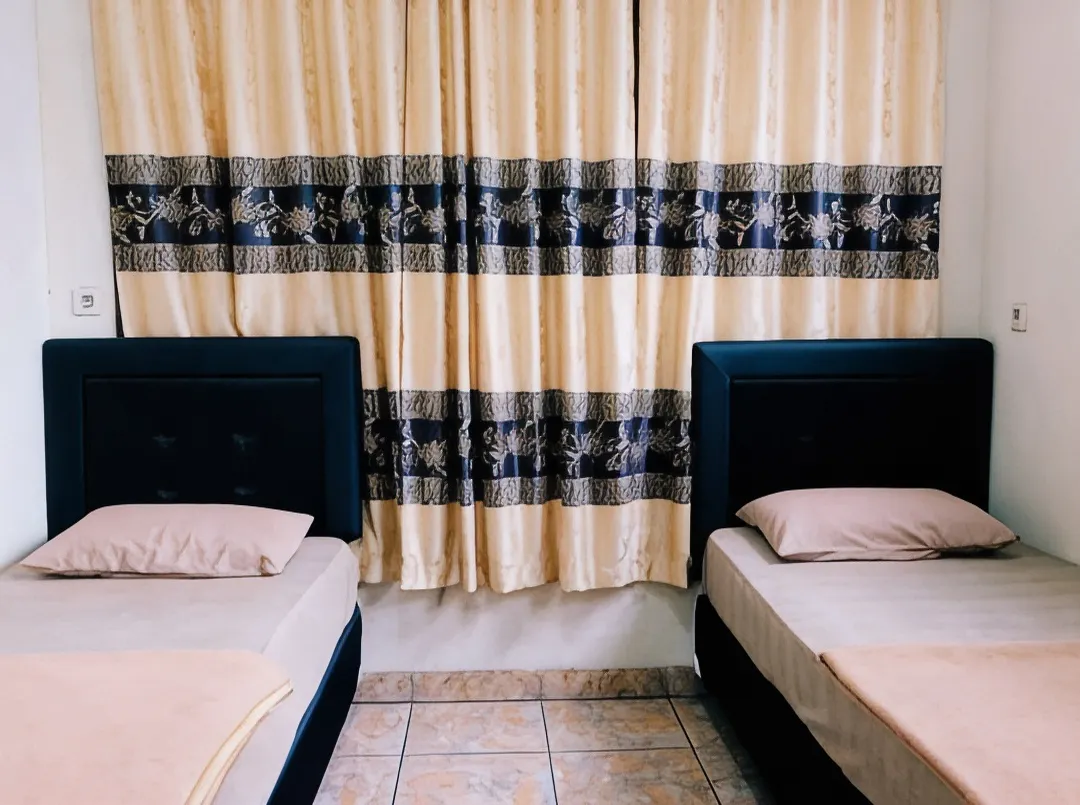 Arinda Guest House Syariah - Bandung