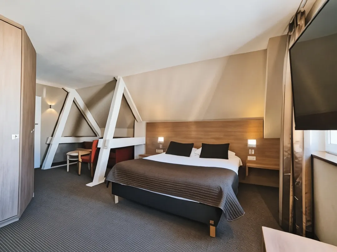 Hôtel La Clef Des Champs - Biesheim