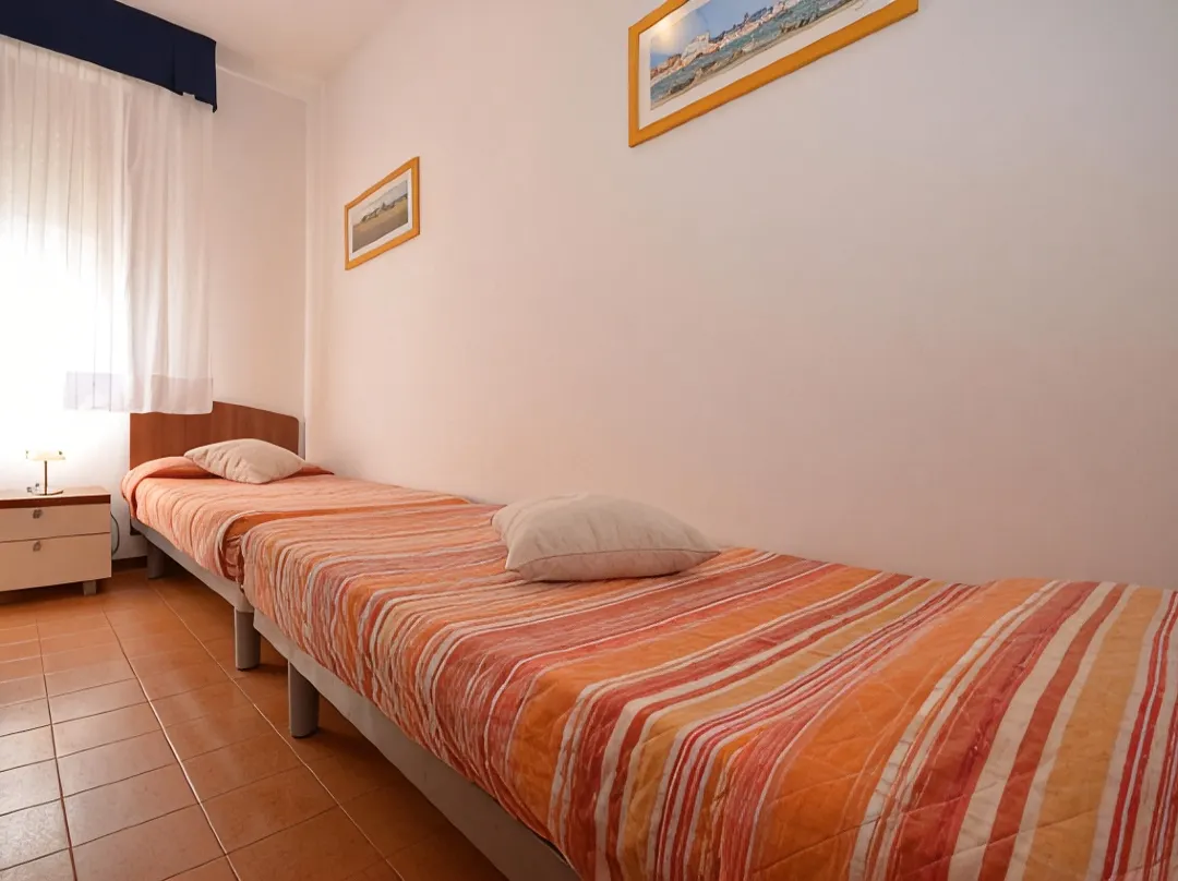 Buon Soggiorno In Un Alloggio Con Un Bel Balcone - Bibione Pineda