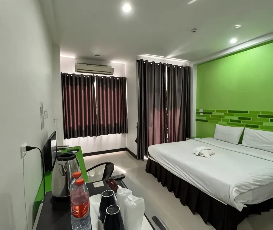 Big Elephant Hotel - Roi Et