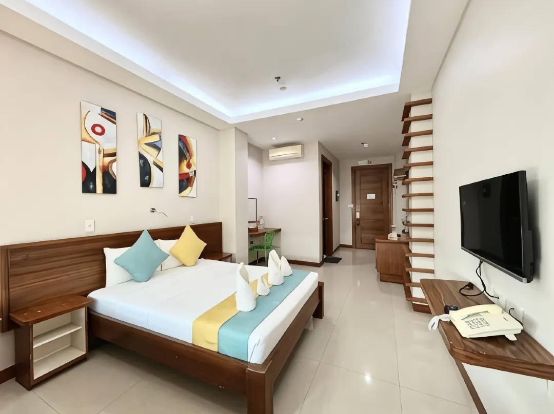 Sunburn Suites And Rooftop Bar - Coron