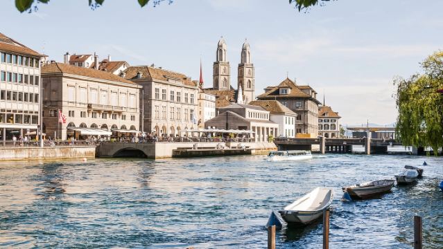Ab Basel: Zürich-Tour mit Schokoladenverkostung und Seekreuzfahrt ...