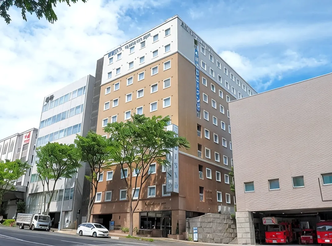Toyoko Inn Yokohama Shiei-chikatetsu Center Minami-eki - Yokohama